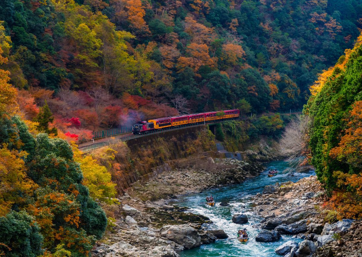 Japan mit dem Zug entdecken: Die schönsten Zugstrecken des Landes ...